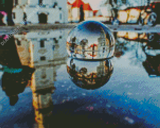 Glass Ball Reflection - 5D Diamond Paintings - DiamondPaintings.SHOP